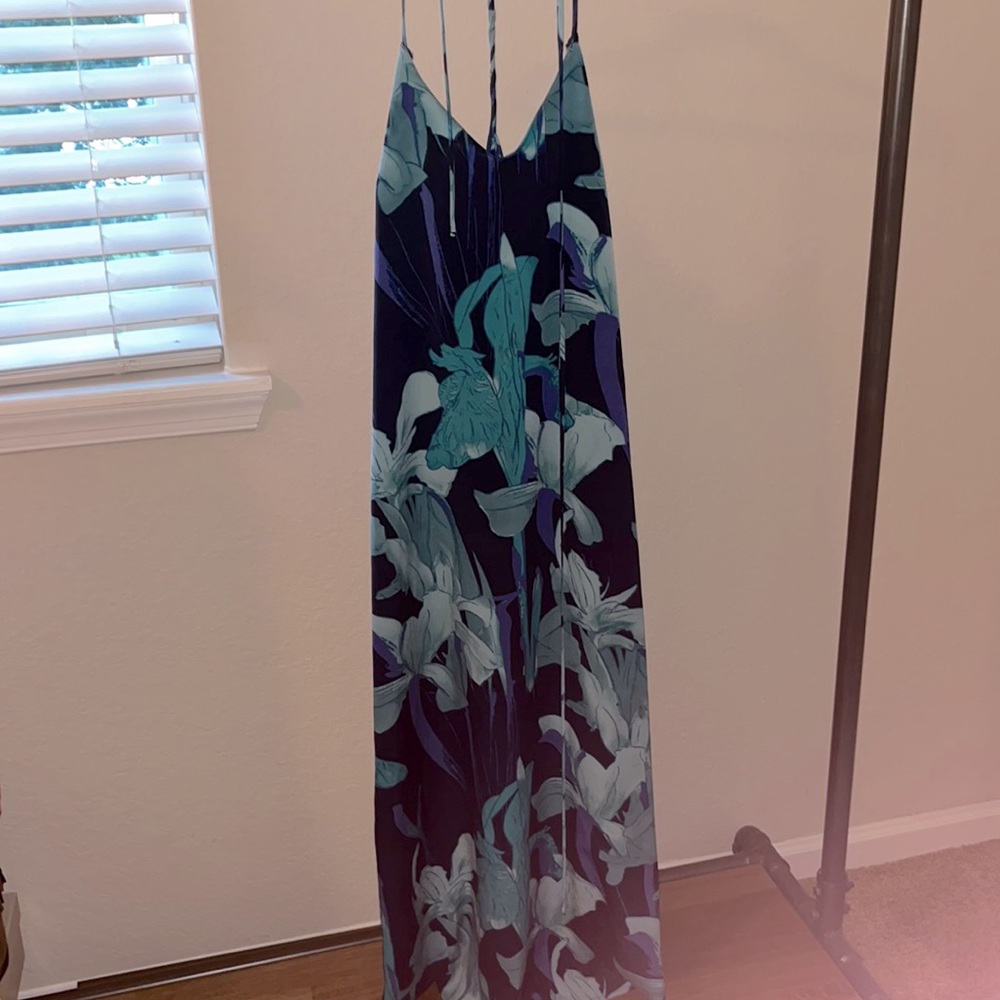 Beautiful Palm Print Loft Maxi Dress! - Gem